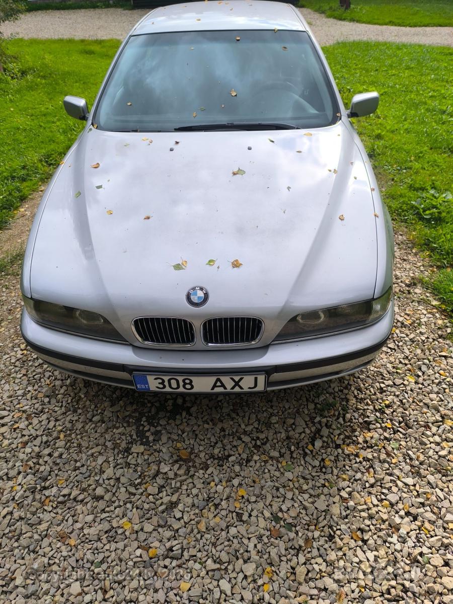 Grey BMW 5 Series 2001 in Tallinn, with an engine capacity of 2.90 L and mileage of 391 thousand km for 2300 €, photo 25 on AUTOMOTO.COM.LV