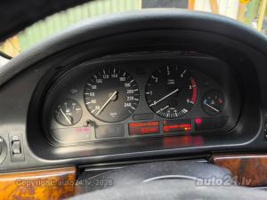 Grey BMW 5 Series 2001 in Tallinn, with an engine capacity of 2.90 L and mileage of 391 thousand km for 2300 €, photo 37 on AUTOMOTO.COM.LV