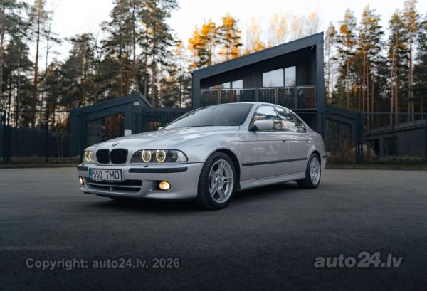 Pelēks BMW 5 Series 2002 Tallina, ar dzinēja tilpumu 2.50 L un nobraukumu 322 tūkst. km par 12000 €, foto 3 vietnē AUTOMOTO.COM.LV