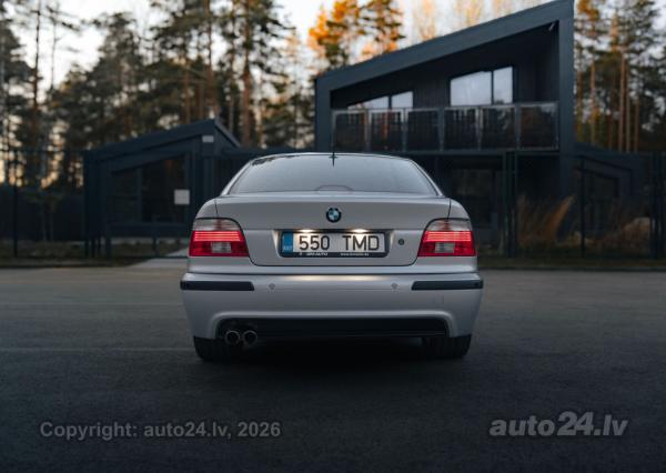 Pelēks BMW 5 Series 2002 Tallina, ar dzinēja tilpumu 2.50 L un nobraukumu 322 tūkst. km par 12000 €, foto 8 vietnē AUTOMOTO.COM.LV