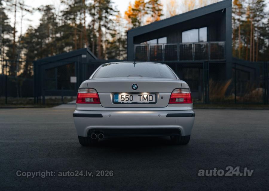 Pelēks BMW 5 Series 2002 Tallina, ar dzinēja tilpumu 2.50 L un nobraukumu 322 tūkst. km par 12000 €, foto 9 vietnē AUTOMOTO.COM.LV