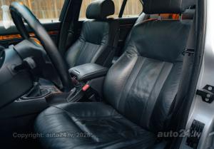 Pelēks BMW 5 Series 2002 Tallina, ar dzinēja tilpumu 2.50 L un nobraukumu 322 tūkst. km par 12000 €, foto 13 vietnē AUTOMOTO.COM.LV