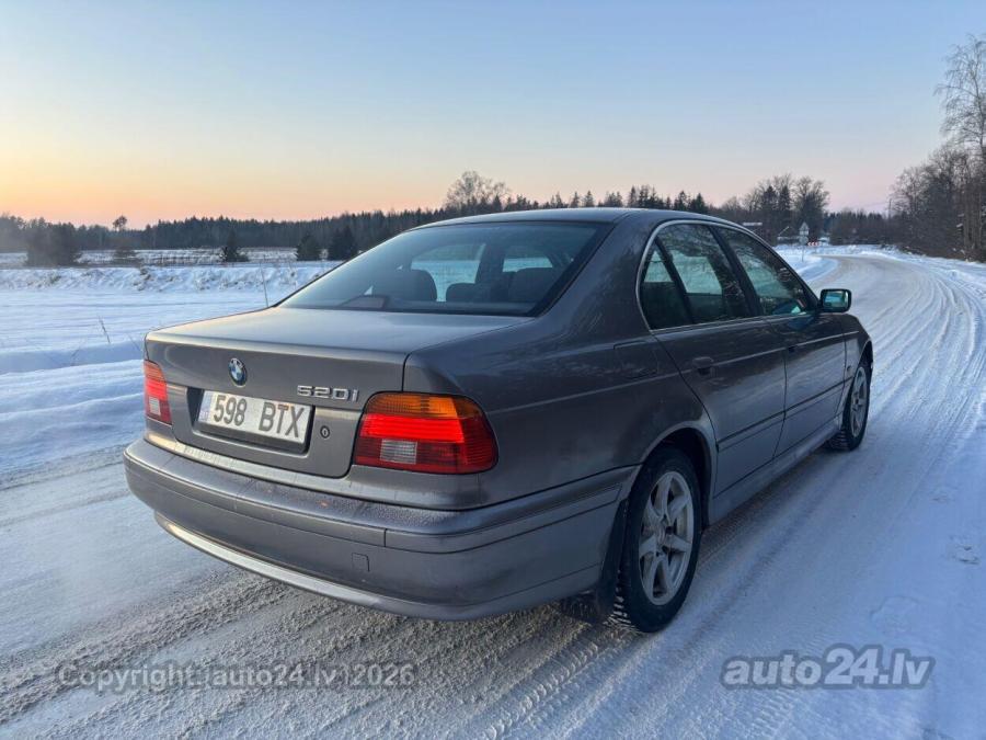 Grey BMW 5 Series 2003 in Rapla, with an engine capacity of 2.20 L and mileage of 276 thousand km for 1200 €, photo 2 on AUTOMOTO.COM.LV