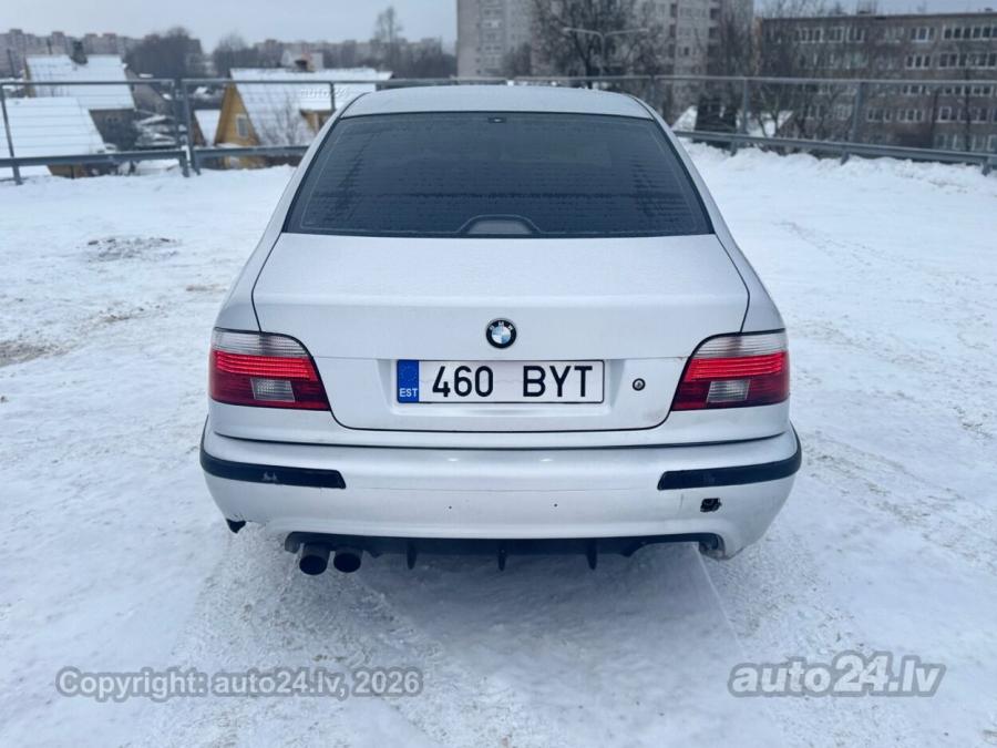 Pelēks BMW 5 Series 2003 Narva, ar dzinēja tilpumu 2.50 L un nobraukumu 0 tūkst. km par 3499 €, foto 4 vietnē AUTOMOTO.COM.LV