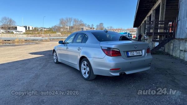 Pelēks BMW 5 Series 2003 Tallina, ar dzinēja tilpumu 3.00 L un nobraukumu 459 tūkst. km par 2700 €, foto 3 vietnē AUTOMOTO.COM.LV