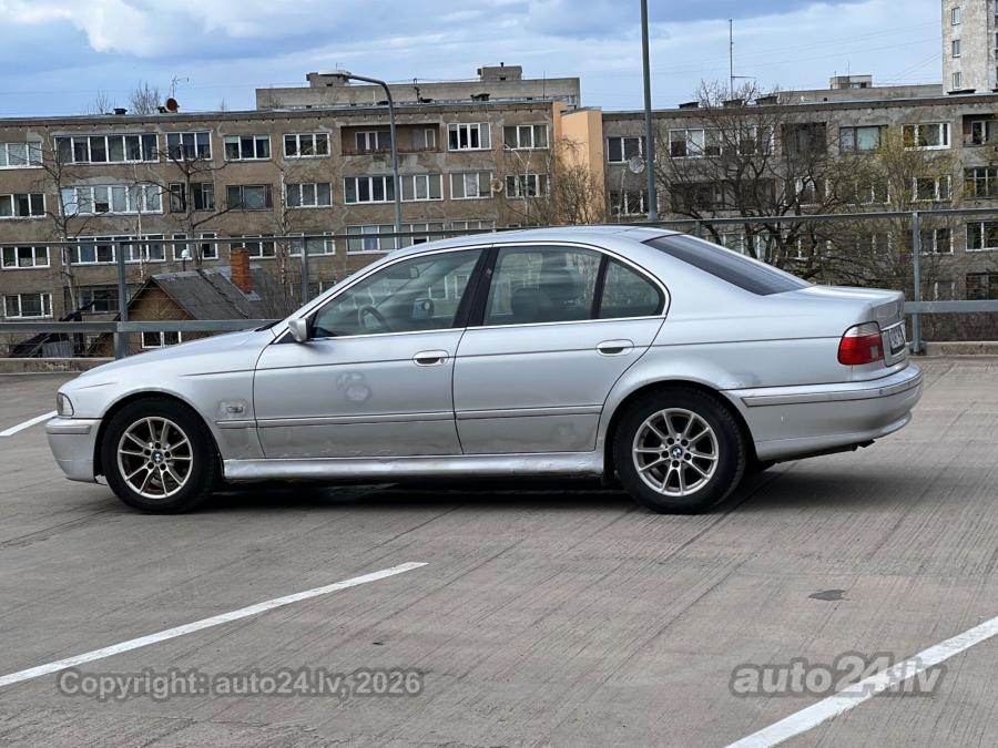 Pelēks BMW 5 Series 2003 Narva, ar dzinēja tilpumu 2.00 L un nobraukumu 347 tūkst. km par 999 €, foto 6 vietnē AUTOMOTO.COM.LV