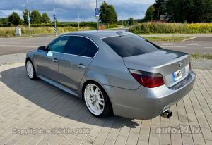 Pelēks BMW 5 Series 2003 Tallina, ar dzinēja tilpumu 3.00 L un nobraukumu 449 tūkst. km par 4199 €, foto 4 vietnē AUTOMOTO.COM.LV