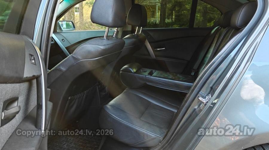 Серый БМВ 5 Серия 2004 в Тарту, объемом двигателя 2.50 л и пробегом 363 тыс. км за 3490 €, фото 16 на AUTOMOTO.COM.LV