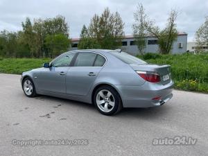 Pelēks BMW 5 Series 2004 Tallina, ar dzinēja tilpumu 3.00 L un nobraukumu 371 tūkst. km par 4700 €, foto 4 vietnē AUTOMOTO.COM.LV