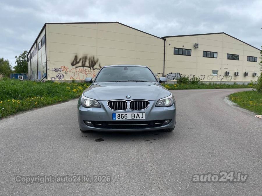 Pelēks BMW 5 Series 2004 Tallina, ar dzinēja tilpumu 3.00 L un nobraukumu 371 tūkst. km par 4700 €, foto 6 vietnē AUTOMOTO.COM.LV