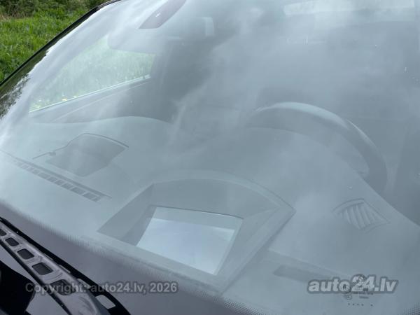Grey BMW 5 Series 2004 in Tallinn, with an engine capacity of 3.00 L and mileage of 371 thousand km for 4700 €, photo 10 on AUTOMOTO.COM.LV