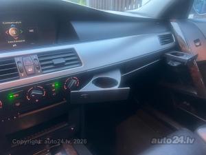 Pelēks BMW 5 Series 2004 Rīga, ar dzinēja tilpumu 2.20 L un nobraukumu 293 tūkst. km par 3000 €, foto 16 vietnē AUTOMOTO.COM.LV