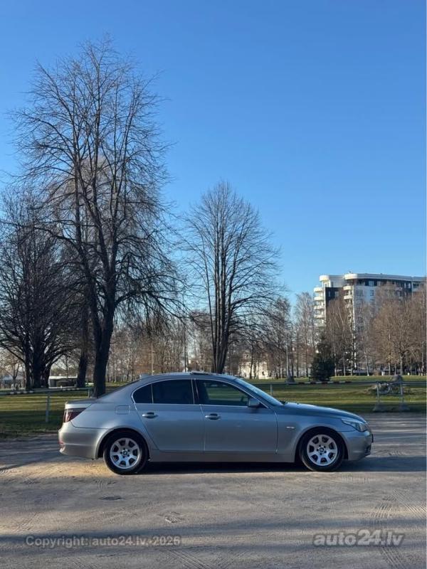 Grey BMW 5 Series 2005 in Tallinn, with an engine capacity of 3.00 L and mileage of 424 thousand km for 4100 €, photo 4 on AUTOMOTO.COM.LV