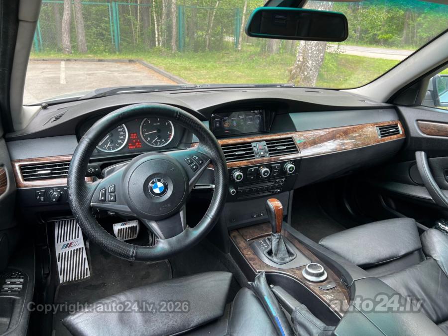 Pelēks BMW 5 Series 2005 Tallina, ar dzinēja tilpumu 2.50 L un nobraukumu 0 tūkst. km par 3790 €, foto 10 vietnē AUTOMOTO.COM.LV