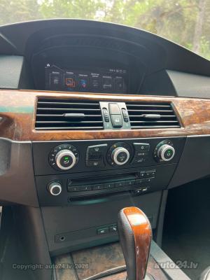 Pelēks BMW 5 Series 2005 Tallina, ar dzinēja tilpumu 2.50 L un nobraukumu 0 tūkst. km par 3790 €, foto 11 vietnē AUTOMOTO.COM.LV