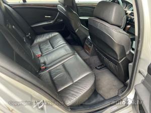 Pelēks BMW 5 Series 2005 Tallina, ar dzinēja tilpumu 2.50 L un nobraukumu 0 tūkst. km par 3790 €, foto 13 vietnē AUTOMOTO.COM.LV