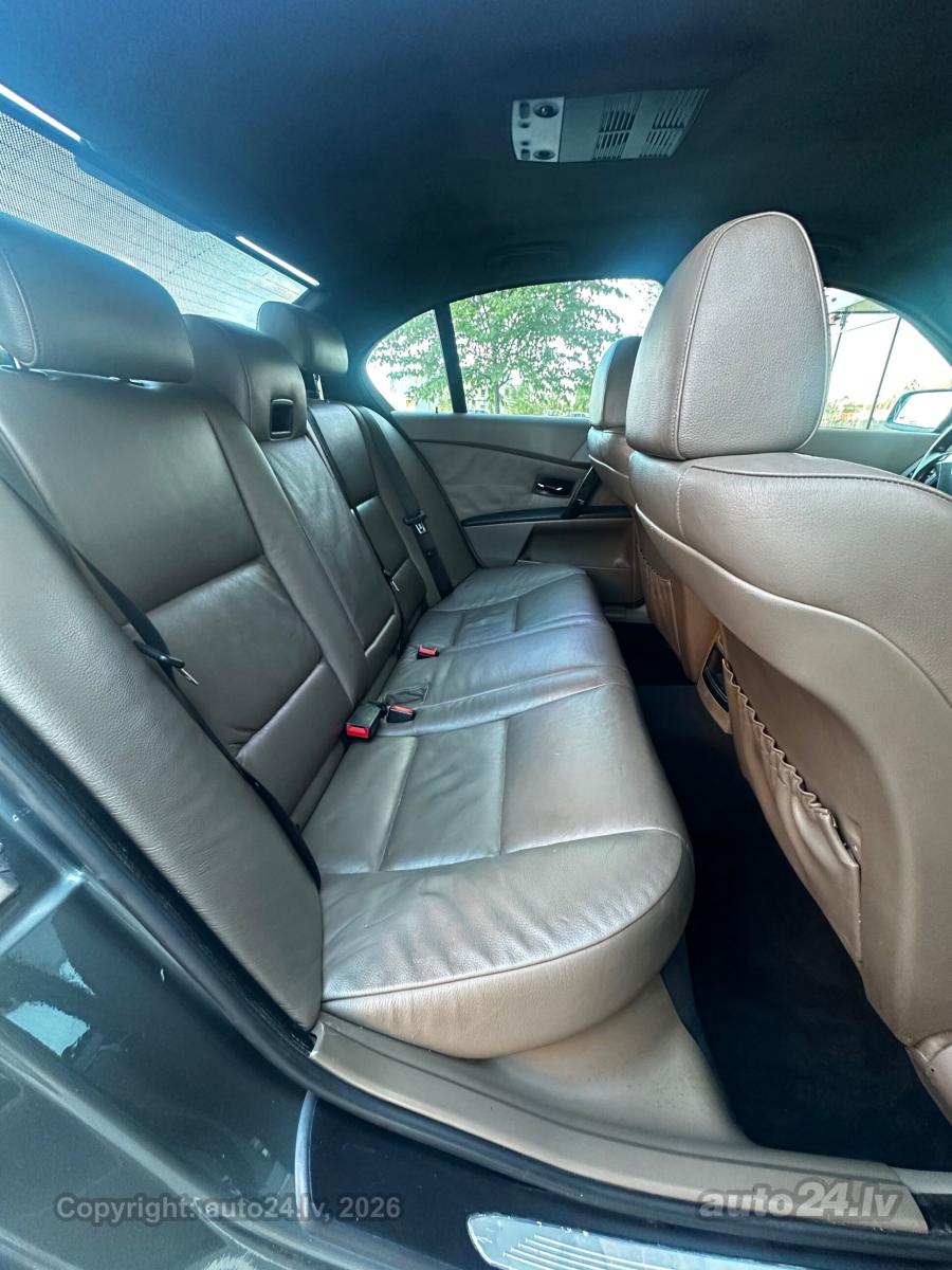 Pelēks BMW 5 Series 2005 Tallina, ar dzinēja tilpumu 3.00 L un nobraukumu 410 tūkst. km par 4499 €, foto 7 vietnē AUTOMOTO.COM.LV