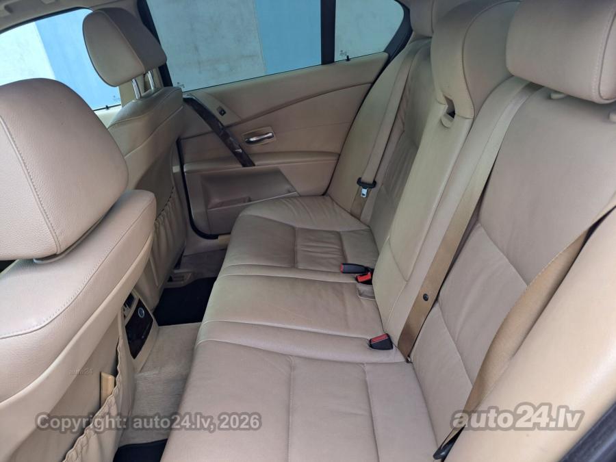 Pelēks BMW 5 Series 2005 Tallina, ar dzinēja tilpumu 3.00 L un nobraukumu 356 tūkst. km par 4999 €, foto 8 vietnē AUTOMOTO.COM.LV