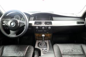 Pelēks BMW 5 Series 2006 Tallina, ar dzinēja tilpumu 3.00 L un nobraukumu 453 tūkst. km par 2299 €, foto 5 vietnē AUTOMOTO.COM.LV
