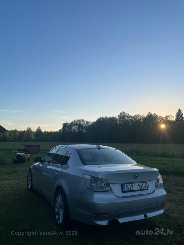 Pelēks BMW 5 Series 2006 Tallina, ar dzinēja tilpumu 3.00 L un nobraukumu 395 tūkst. km par 2900 €, foto 4 vietnē AUTOMOTO.COM.LV