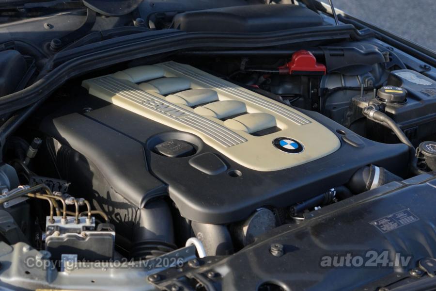 Grey BMW 5 Series 2006 in Riga, with an engine capacity of 3.00 L and mileage of 378 thousand km for 5790 €, photo 17 on AUTOMOTO.COM.LV