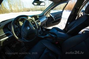 Pelēks BMW 5 Series 2007 Tartu, ar dzinēja tilpumu 2.50 L un nobraukumu 282 tūkst. km par 4000 €, foto 6 vietnē AUTOMOTO.COM.LV