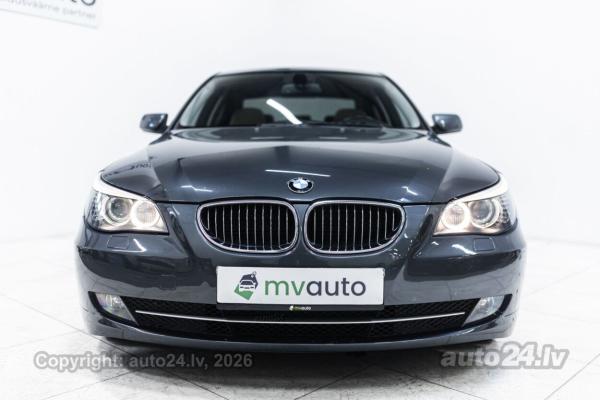 Pelēks BMW 5 Series 2008 Tallina, ar dzinēja tilpumu 3.00 L un nobraukumu 273 tūkst. km par 5990 €, foto 4 vietnē AUTOMOTO.COM.LV