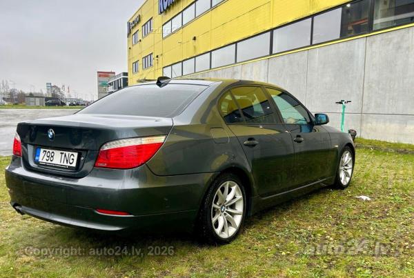 Pelēks BMW 5 Series 2009 Tallina, ar dzinēja tilpumu 3.00 L un nobraukumu 374 tūkst. km par 5800 €, foto 4 vietnē AUTOMOTO.COM.LV