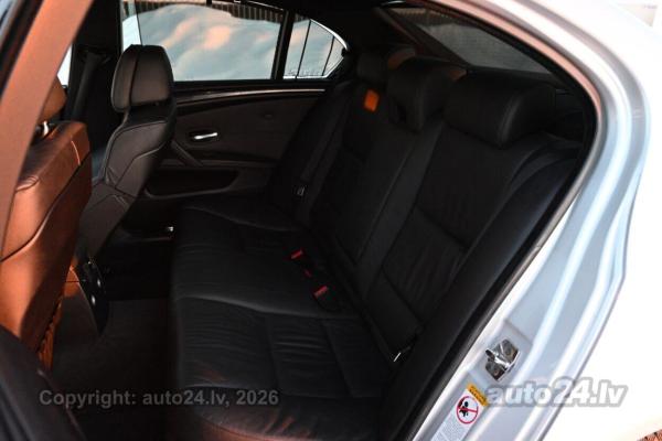 Pelēks BMW 5 Series 2009 Tallina, ar dzinēja tilpumu 3.00 L un nobraukumu 0 tūkst. km par 7999 €, foto 11 vietnē AUTOMOTO.COM.LV