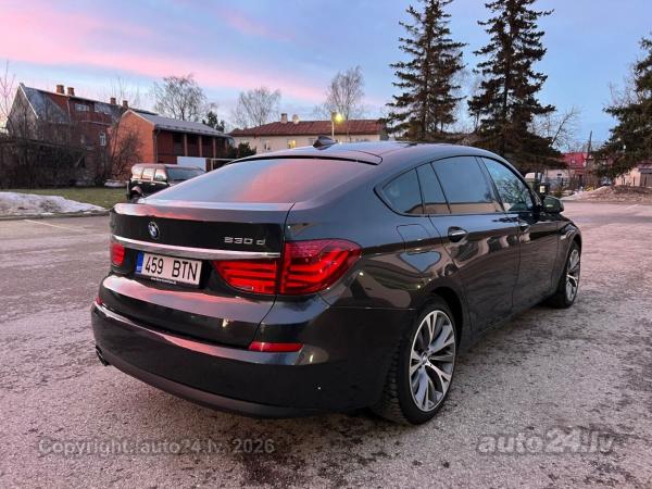 Grey BMW 5 Series 2010 in Tartu, with an engine capacity of 3.00 L and mileage of 288 thousand km for 9999 €, photo 6 on AUTOMOTO.COM.LV