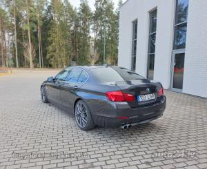 Grey BMW 5 Series 2010 in Elva, with an engine capacity of 3.00 L and mileage of 320 thousand km for 949 €, photo 4 on AUTOMOTO.COM.LV