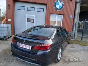 Pelēks BMW 5 Series 2010 Cēsis, ar dzinēja tilpumu 3.00 L un nobraukumu 263 tūkst. km par 8500 €, foto 7 vietnē AUTOMOTO.COM.LV