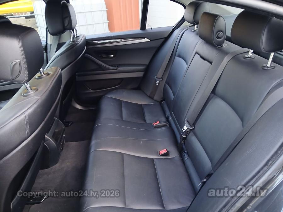 Pelēks BMW 5 Series 2010 Cēsis, ar dzinēja tilpumu 3.00 L un nobraukumu 263 tūkst. km par 8500 €, foto 9 vietnē AUTOMOTO.COM.LV