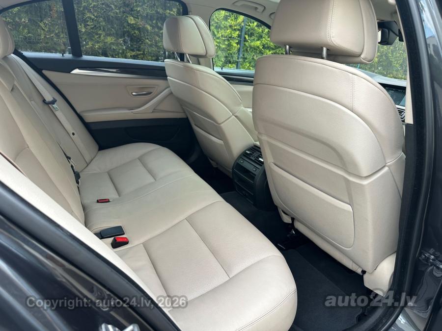 Grey BMW 5 Series 2010 in Tallinn, with an engine capacity of 3.00 L and mileage of 193 thousand km for 9000 €, photo 12 on AUTOMOTO.COM.LV