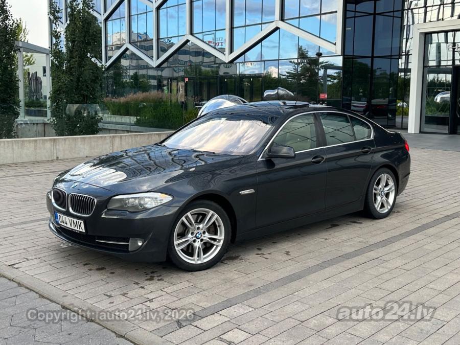 Grey BMW 5 Series 2010 in Tallinn, with an engine capacity of 3.00 L and mileage of 422 thousand km for 7400 €, photo 1 on AUTOMOTO.COM.LV