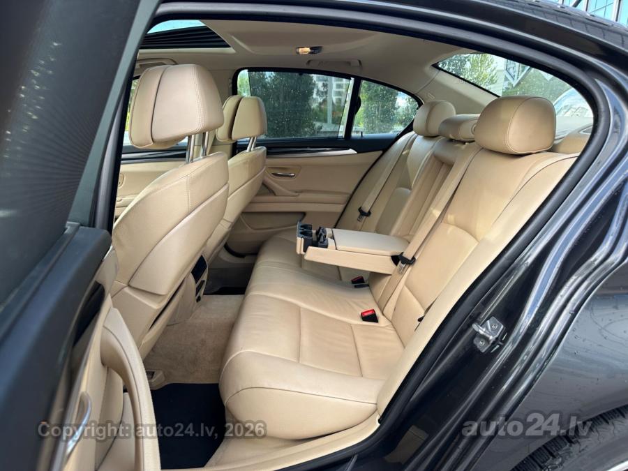 Grey BMW 5 Series 2010 in Tallinn, with an engine capacity of 3.00 L and mileage of 422 thousand km for 7400 €, photo 13 on AUTOMOTO.COM.LV