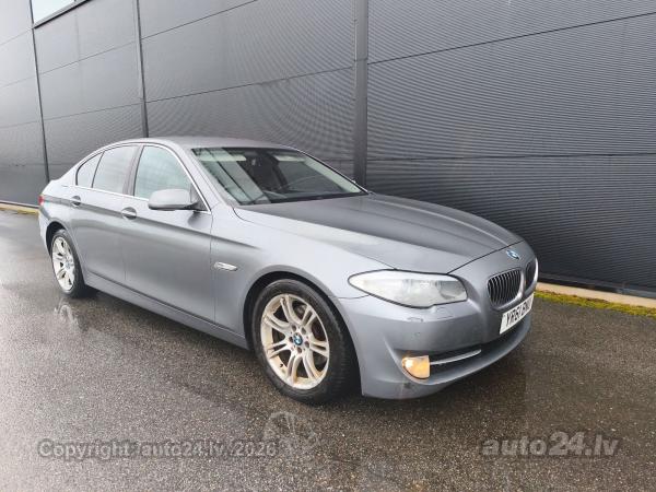 BMW 5 Series 2010 in Viljandi on AUTOMOTO.COM.LV Grey BMW 5 Series 2010 in Viljandi, with an engine capacity of 2.00 L and mileage of 373 thousand km for 3990 €, photo 11 on AUTOMOTO.COM.LV
