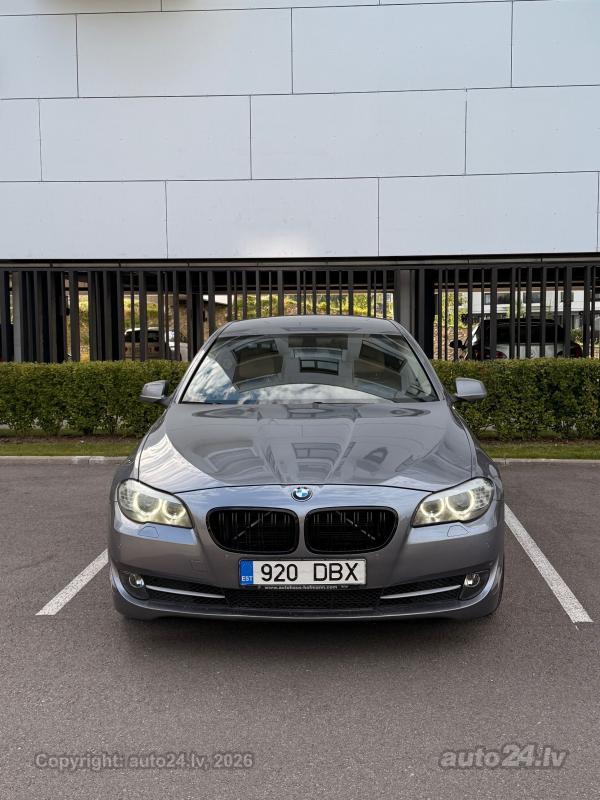 BMW 5 Series 2010 in Tallinn on AUTOMOTO.COM.LV Grey BMW 5 Series 2010 in Tallinn, with an engine capacity of 3.00 L and mileage of 314 thousand km for 8150 €, photo 3 on AUTOMOTO.COM.LV