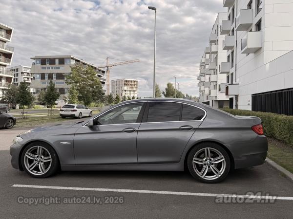 BMW 5 Series 2010 in Tallinn on AUTOMOTO.COM.LV Grey BMW 5 Series 2010 in Tallinn, with an engine capacity of 3.00 L and mileage of 314 thousand km for 8150 €, photo 6 on AUTOMOTO.COM.LV
