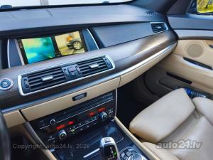 Grey BMW 5 Series 2010 in Viljandi, with an engine capacity of 3.00 L and mileage of 475 thousand km for 7800 €, photo 8 on AUTOMOTO.COM.LV