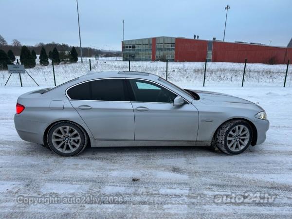 Pelēks BMW 5 Series 2011 Tallina, ar dzinēja tilpumu 3.00 L un nobraukumu 298 tūkst. km par 10500 €, foto 3 vietnē AUTOMOTO.COM.LV