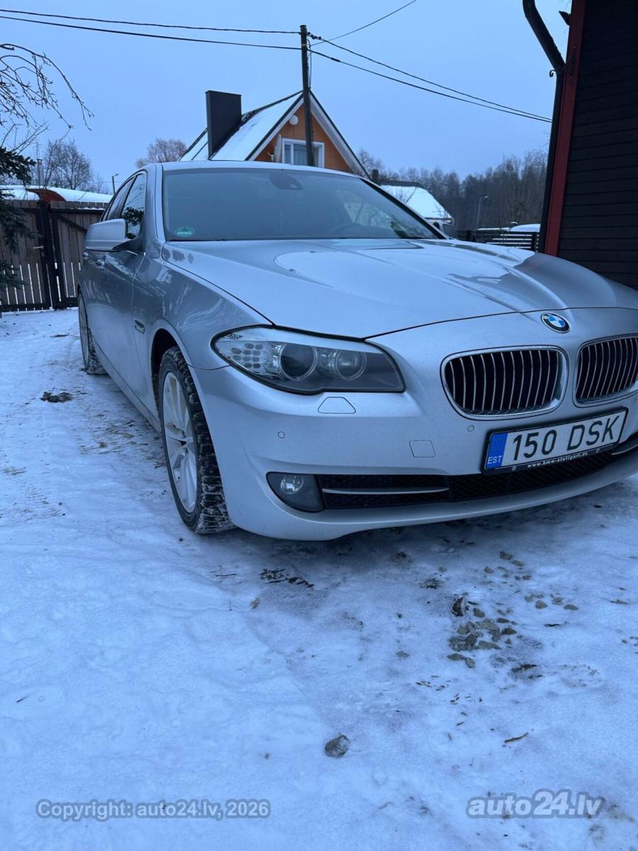 Pelēks BMW 5 Series 2011 Tallina, ar dzinēja tilpumu 3.00 L un nobraukumu 298 tūkst. km par 10500 €, foto 15 vietnē AUTOMOTO.COM.LV