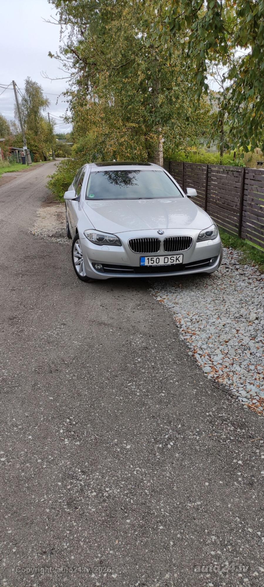 Pelēks BMW 5 Series 2011 Tallina, ar dzinēja tilpumu 3.00 L un nobraukumu 298 tūkst. km par 10500 €, foto 23 vietnē AUTOMOTO.COM.LV