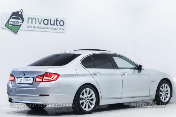 Pelēks BMW 5 Series 2011 Tallina, ar dzinēja tilpumu 3.00 L un nobraukumu 299 tūkst. km par 8500 €, foto 2 vietnē AUTOMOTO.COM.LV