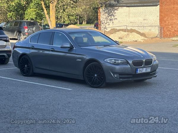 Pelēks BMW 5 Series 2011 Tallina, ar dzinēja tilpumu 2.00 L un nobraukumu 326 tūkst. km par 7500 €, foto 3 vietnē AUTOMOTO.COM.LV