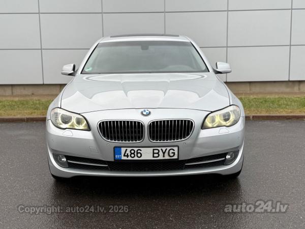 Grey BMW 5 Series 2011 in Tartu, with an engine capacity of 2.00 L and mileage of 285 thousand km for 6500 €, photo 2 on AUTOMOTO.COM.LV