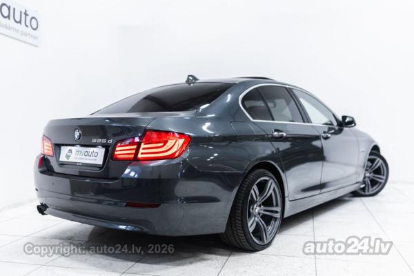 Grey BMW 5 Series 2011 in Tallinn, with an engine capacity of 3.00 L and mileage of 408 thousand km for 7500 €, photo 8 on AUTOMOTO.COM.LV