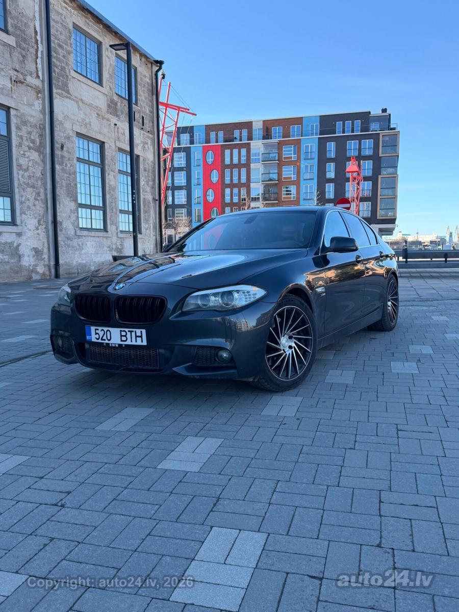 Pelēks BMW 5 Series 2011 Tallina, ar dzinēja tilpumu 3.00 L un nobraukumu 0 tūkst. km par 10400 €, foto 2 vietnē AUTOMOTO.COM.LV