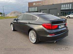 Grey BMW 5 Series 2011 in Tallinn, with an engine capacity of 3.00 L and mileage of 334 thousand km for 12399 €, photo 3 on AUTOMOTO.COM.LV