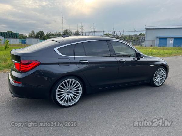 Grey BMW 5 Series 2011 in Tallinn, with an engine capacity of 3.00 L and mileage of 334 thousand km for 12399 €, photo 3 on AUTOMOTO.COM.LV